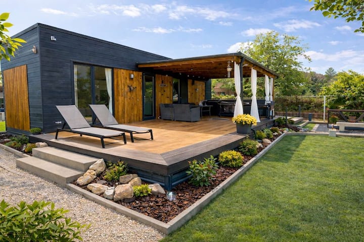 Wildberry Forest Edge Cute Cottage With Hot Tub - Balatonkenese