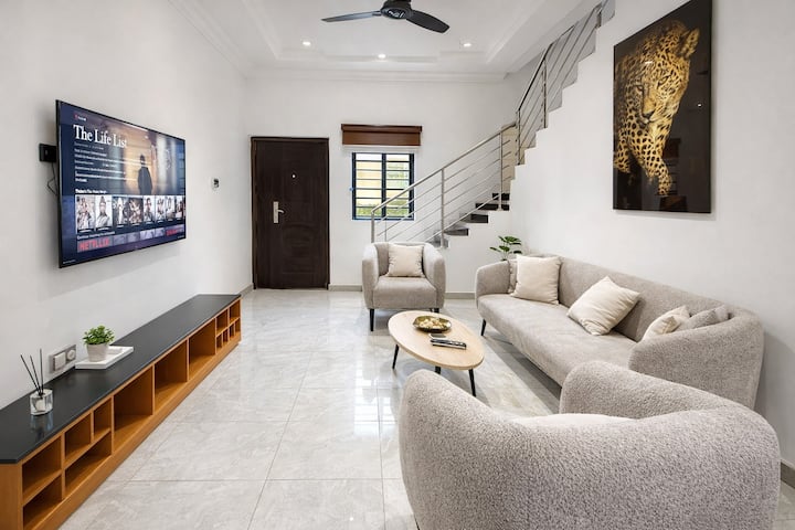 Lovely 2bedroom| Queen Beds| Standby Power | Wifi - Accra