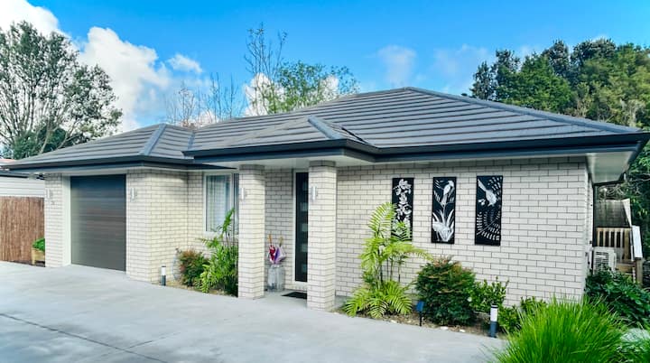 Charming Dreamweaver! 5 Beds In 4 Rooms;1-6 Guests - Whangārei