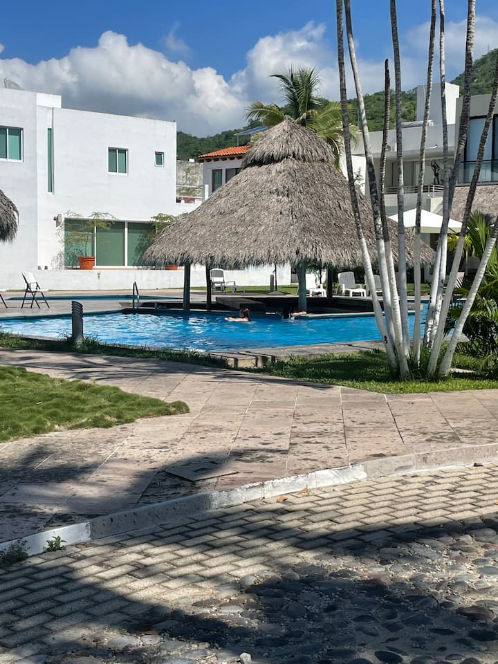 Hermosa Casa! 10 Minutos De La Playa! - 만사니요