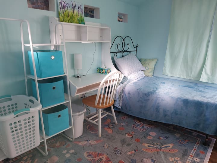 Adorable Casita With Mountain View - Thousand Oaks, CA