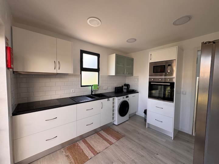 Cozy Bungalow 10 Mins From Beach With Hot Tub ! - Porto Santo