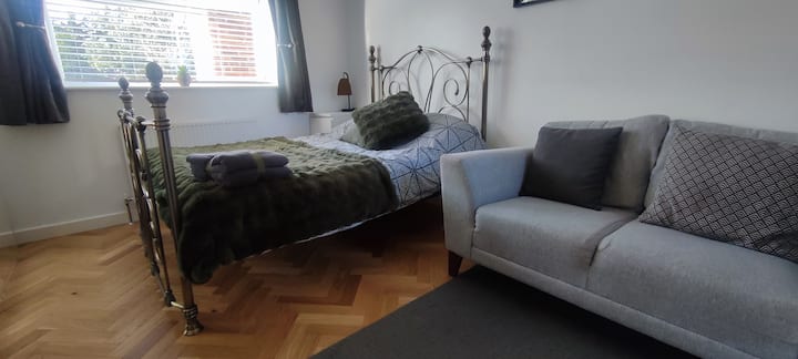 Self-contained Suite Private Bathroom & Entrance - Oxford