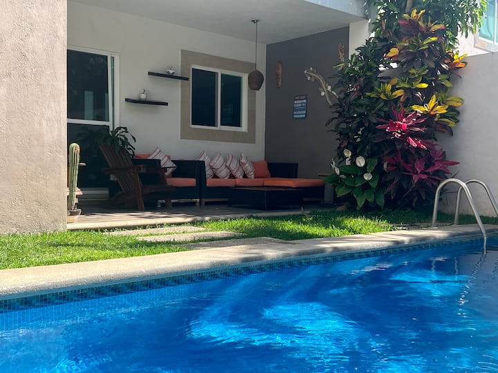 Burgos Cuernavaca - Cuernavaca