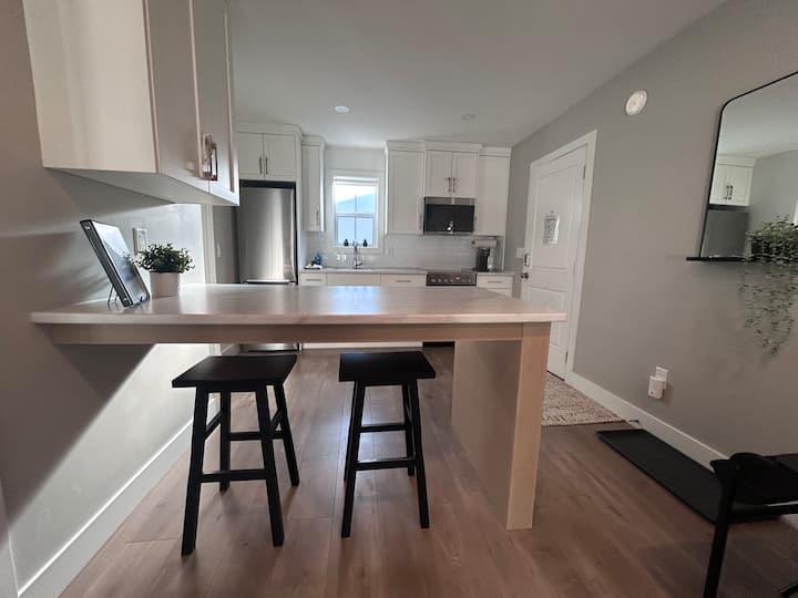 Welcome To The Coach House! - Chilliwack