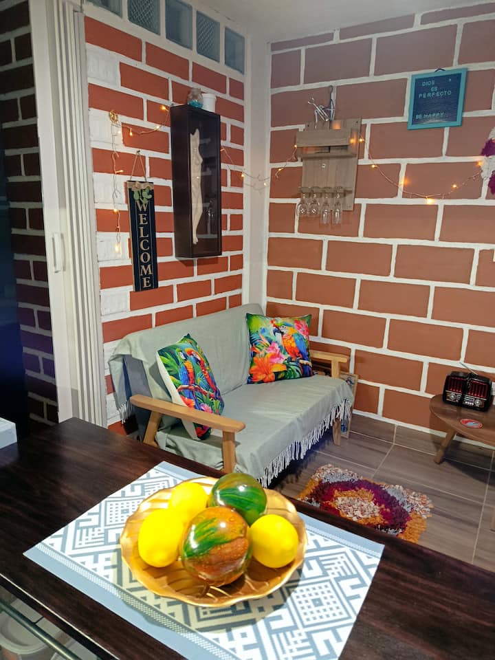 Hermoso Aparta Estudio Que Acepta Tus Mascotas - San Rafael, Colombia