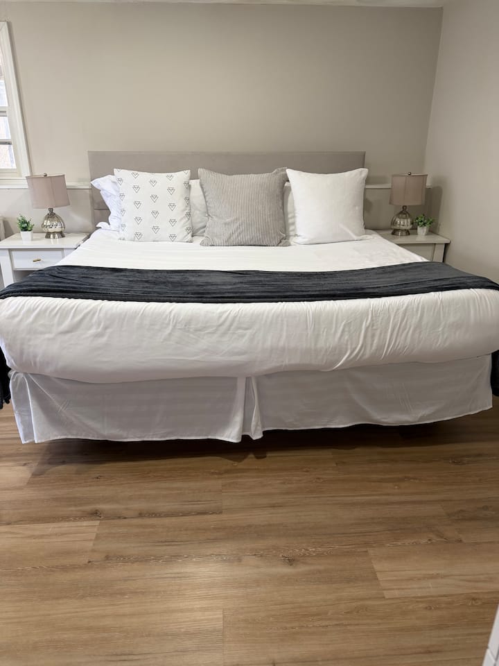 Cozy Private Studio W/ Pool •Near Boston - Lawrence, MA