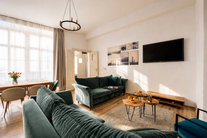 Historic Old Town Apartment Ac - Praga