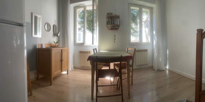 Lumineux, Calme Et Proche Du Marché De La Rochelle - La Rochelle