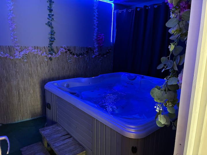 Logement 4p Avec Spa 6p En Intérieur - Créon