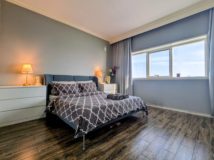 Serenity 1bhk On Ajman Corniche With A Balcony - Ajman