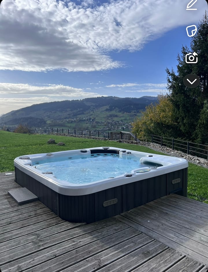 Chalet Cocooning 
•Jacuzzi & Sauna• 
Proche Megève - Les Contamines-Montjoie