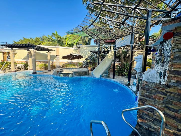 Cab’s Pool Daytime 8 Hours Only 20 Pax Max - Arayat