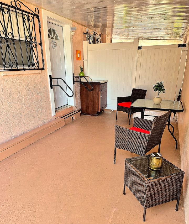 Private Apt-7 Min Stadium-neartampa Airport - Tampa, FL