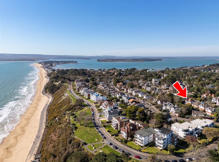 Beachside Annex In Canford Cliffs By Sandbanks - Poole