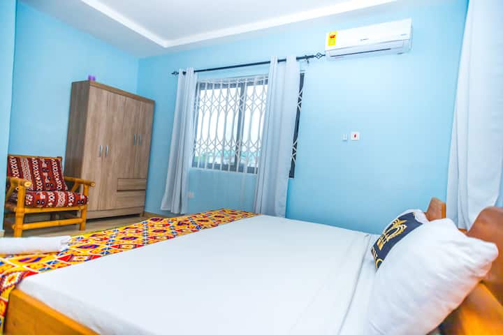Tesano -Accra, Ensuite Bedroom 5 With Ac - Accra