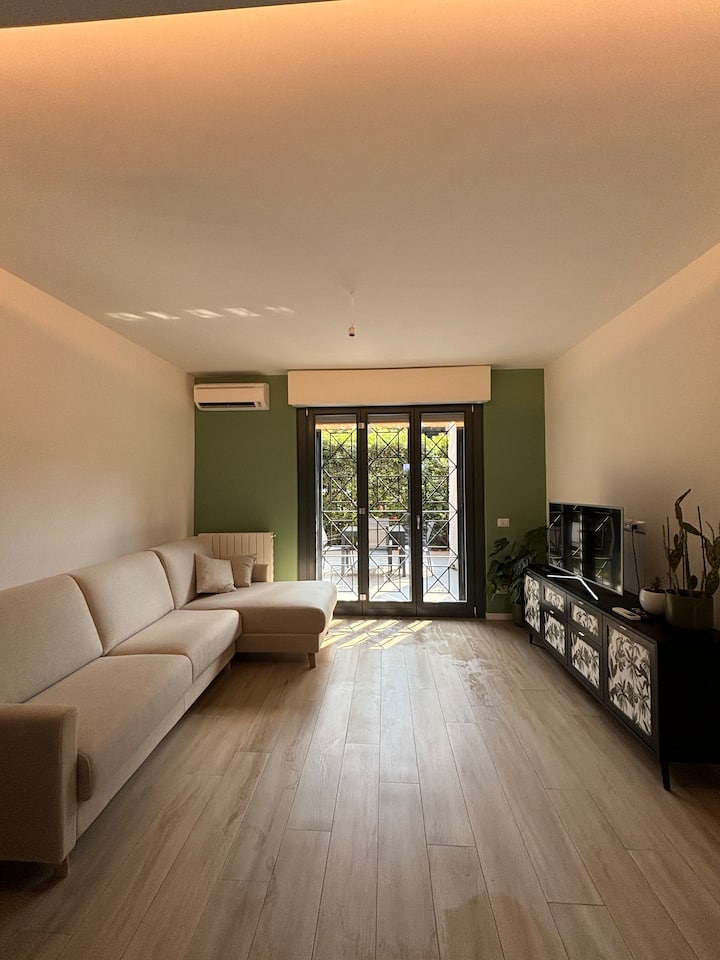 Appartamento Incantevole Immerso Nel Verde - Milan