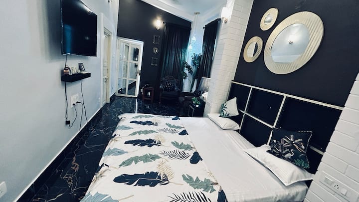 Maa-villa
Room With Terrace, Cabana & Swing - Patna