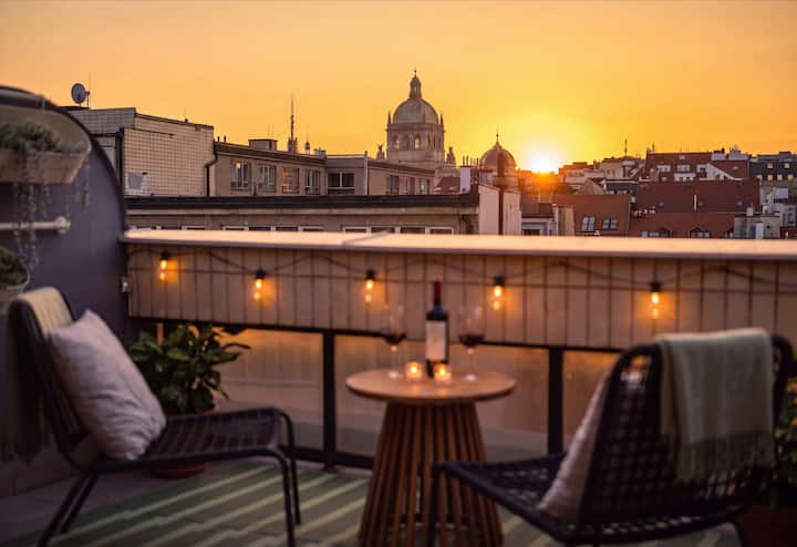 A/c + Terrace Romantic Oasis - Prága