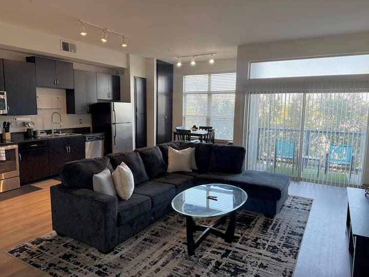 Deep Ellum Loft Near Downtown Dallas – Modern Stay - Dallas, TX