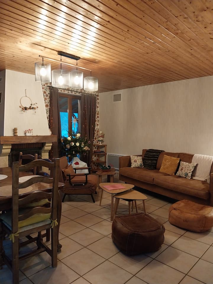 Détente Assurée :Spa Toute L'année, Piscine En éTé - Sainte-Marie-aux-Mines