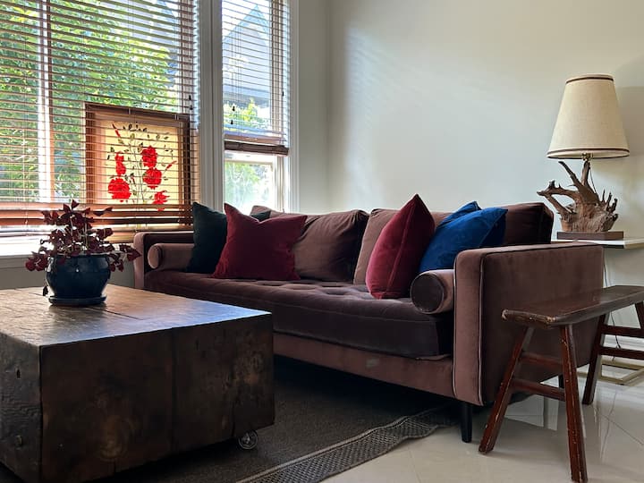 Cozy & Private Garden Suite, Yvr + Free Parking - Delta
