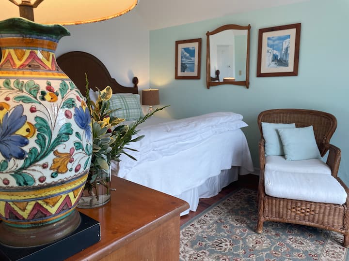 Seasong By The Sea - Greenbank-twizycharger - Bermuda