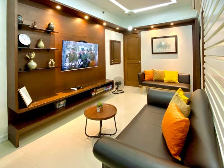 2 Brm Condo With Parking In Manila Near Us Embassy - Manila