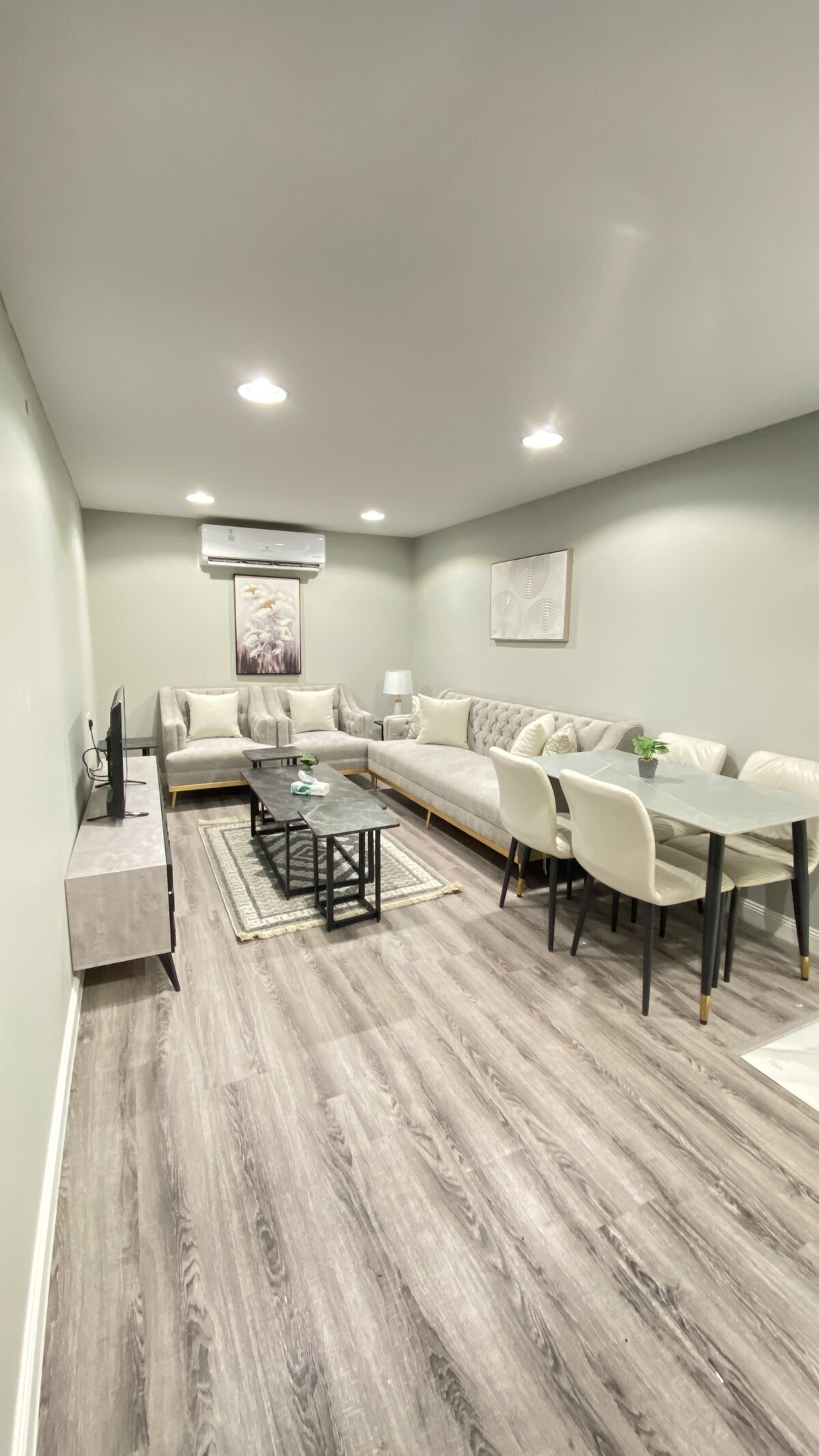 Enjoy a stay with 17 dormitories overlooking the city center ...