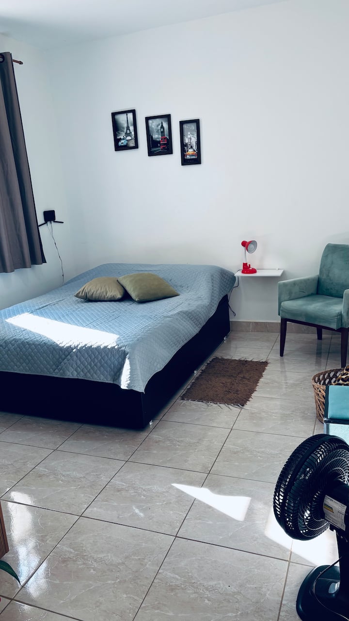 Kitnet Centro Serra Negra. Melhor Custo Beneficio. - Serra Negra