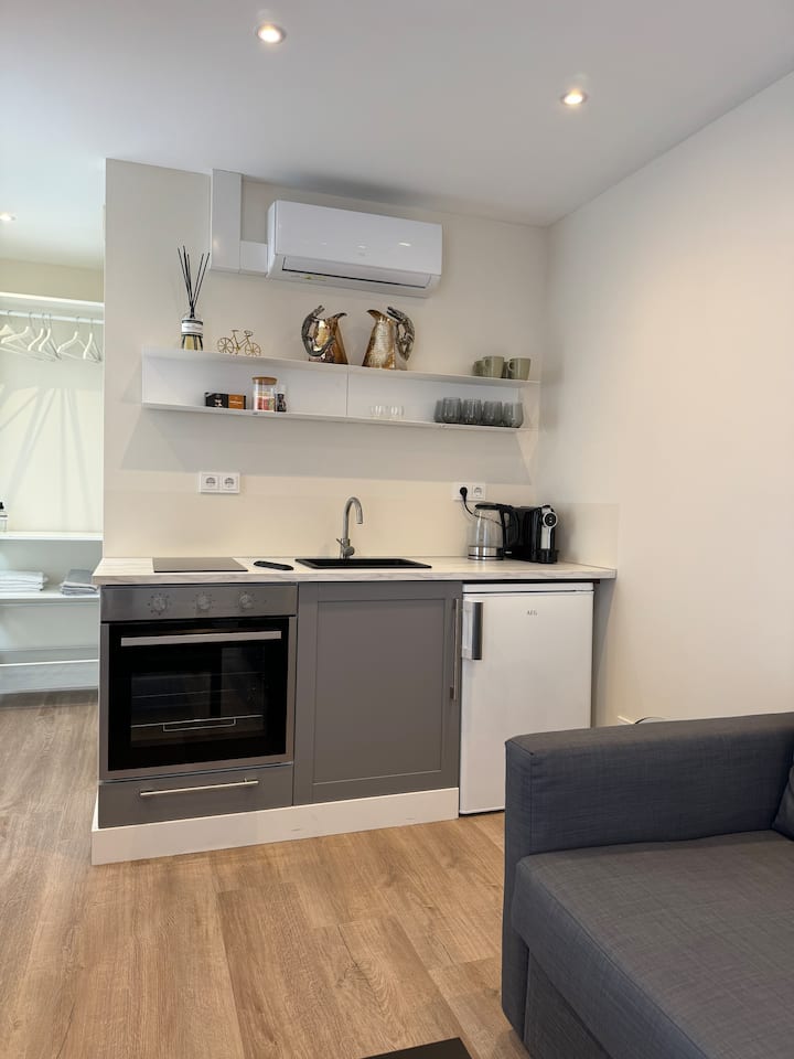 Cozy Amsterdam Apartment - Amstelveen