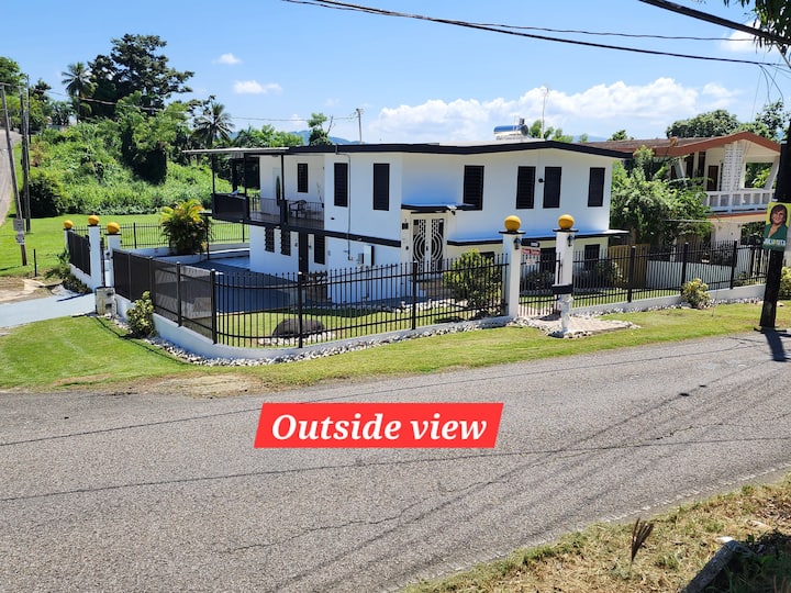 Exclusiva Y Acogedora Casa Solar Privada Espaciosa - Mayagüez