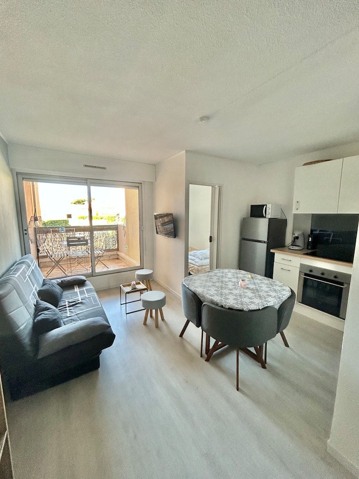 Appartement 4 Personnes Avec Balcon Et 1 Chambre - Agde