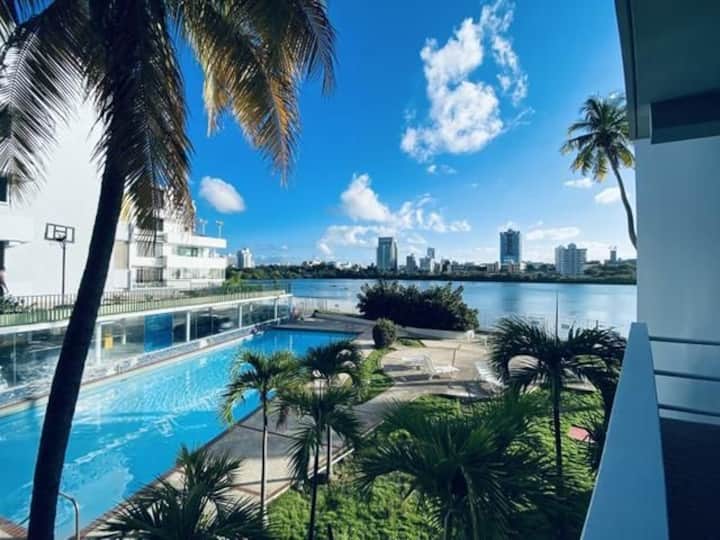 Stylish Condado 1br: Pool 2-min Walk To The Beach - San Juan