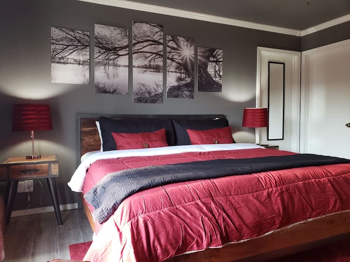 Avon Rose House - Coeur d'Alene, ID