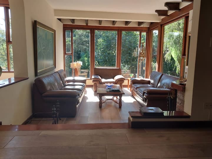 Stunning 4-bedroom Country Home Villa Bogota - Bogota