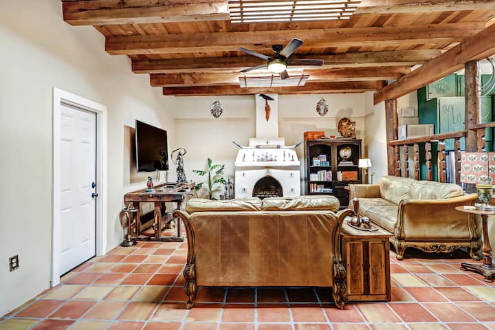 Group Getaway: 2 Big Primary Suites & Dogs Ok - Santa Fe, NM