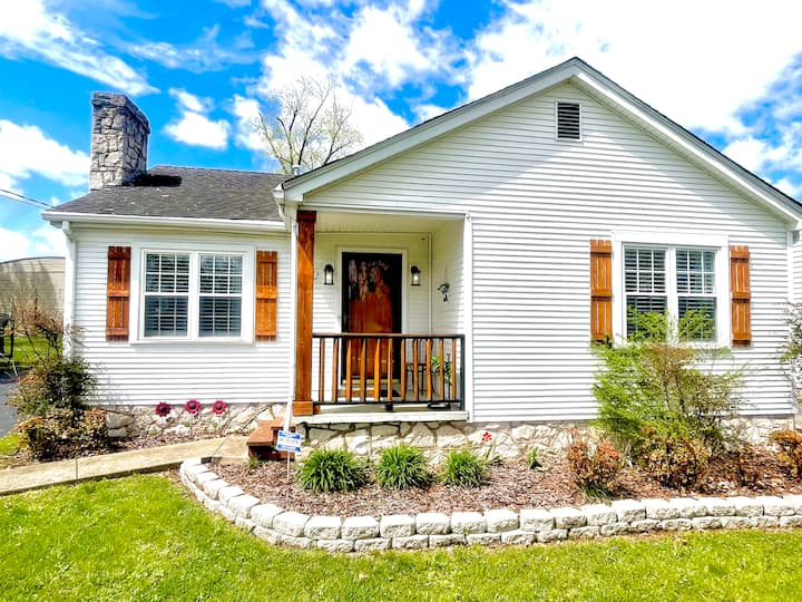 “Delightful Decor”/3 Mi To Wku/garage/ Family Fun+ - Bowling Green, KY