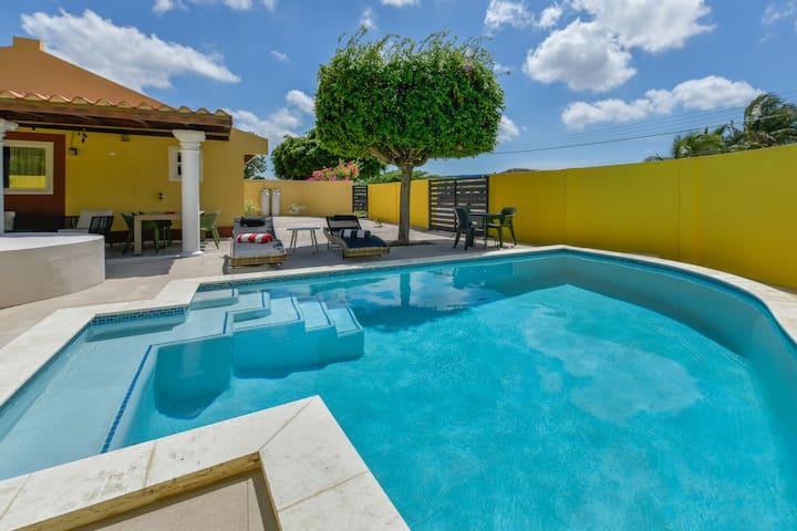 Villa Martha, Holliday Villa With Private Pool - Aruba