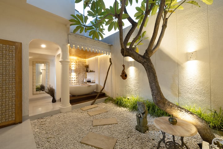 Tya Boho Villa, 
15 Mins To Beach Or Sanur Harbour - Sanur