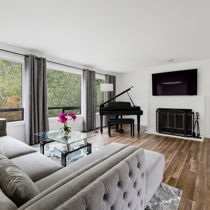 Spacious Modern Retreat 5br3ba2kit Piano Billiards - Shoreline, WA