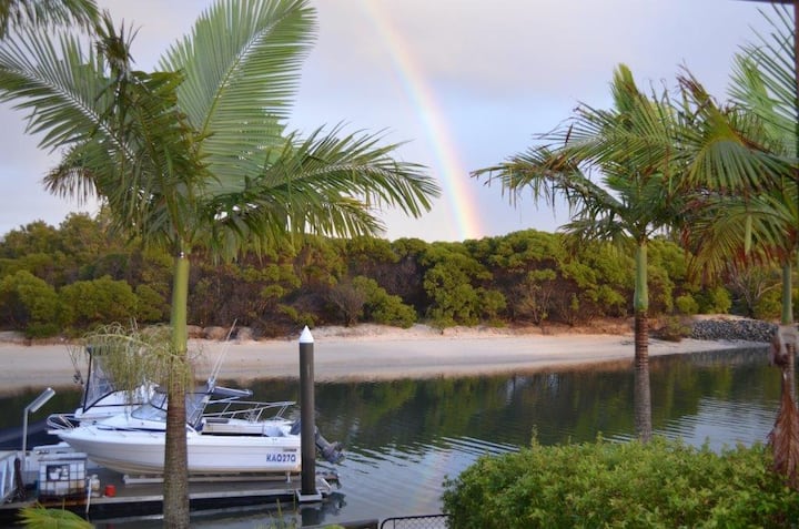 Essence On South Stradbroke Island - South Stradbroke Island