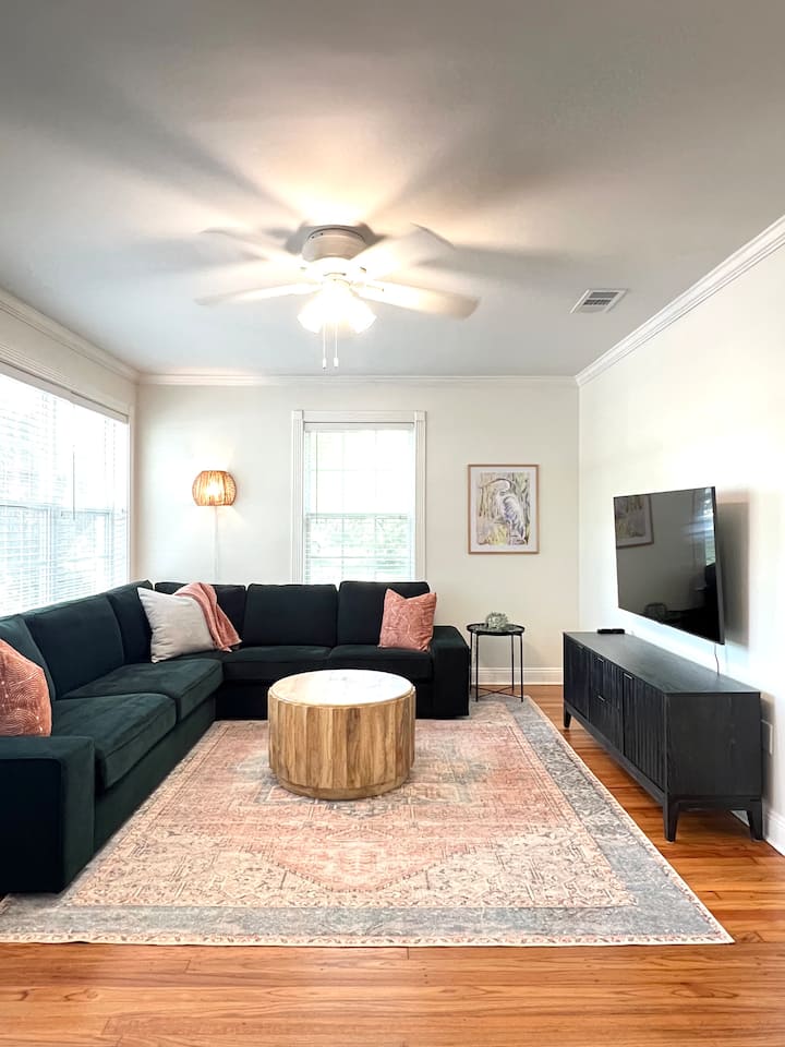 Cozy + Quiet | 3 King Beds | 1 Mile To Lsu Campus - Bâton-Rouge, LA