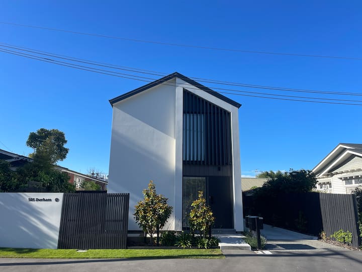 Luxury Central City Abode - New Zealand
