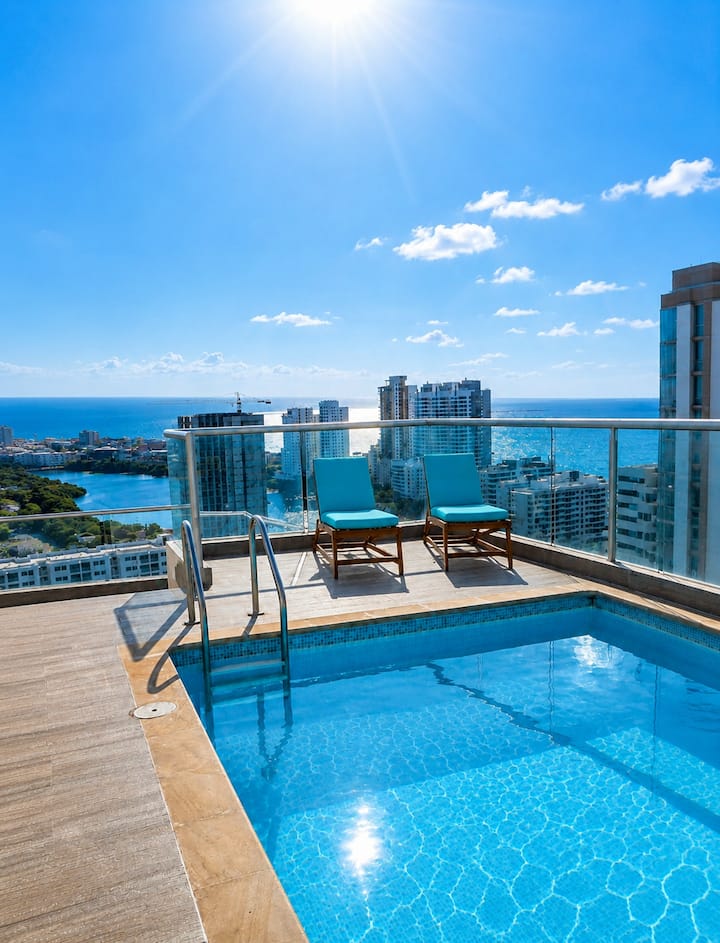 Apt With Balcony Near Beach & Historic Center - Cartagena, Colombia
