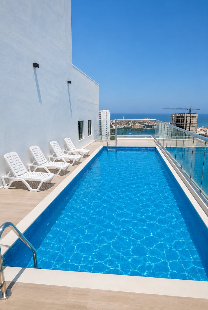 Apt With Balcony Near Beach & Historic Center - Cartagena, Colombia