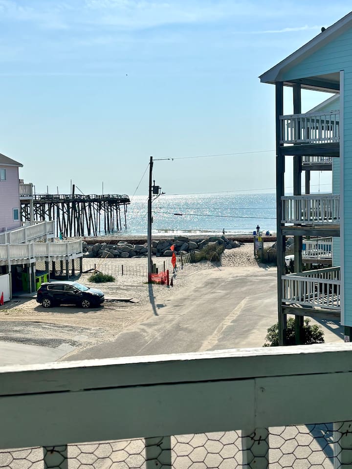 Beautiful Ocean View Condo Steps To Beach - Carolina Beach, NC