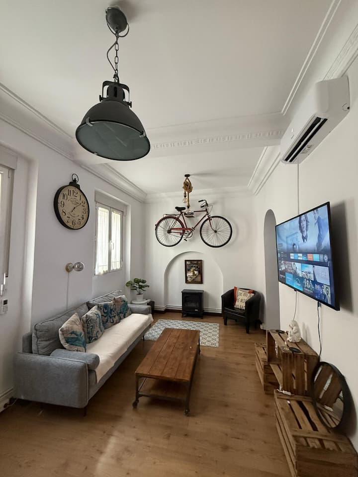 Acogedor Hogar Estilo Industrial Pta.ángel - Madrid