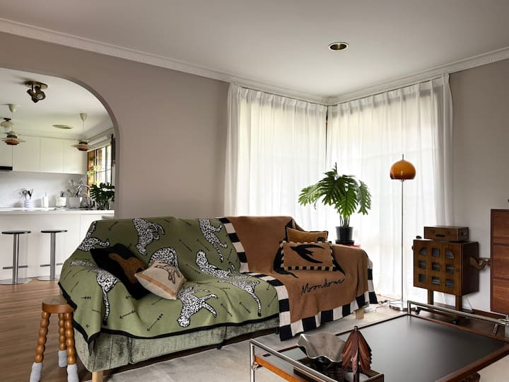 Peaceful Mount Waverley Stay For Families - Forest Hill