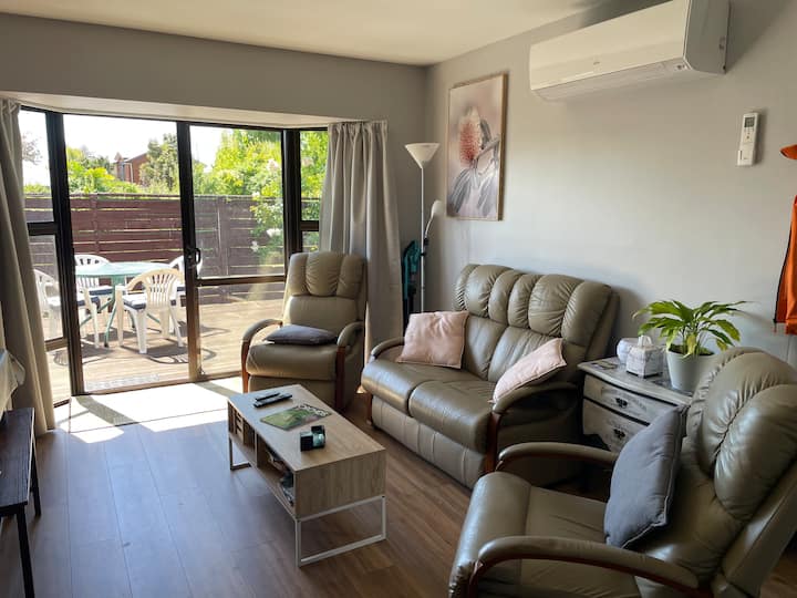 Sunny House In Blenheim - A Home Away From Home! - Blenheim